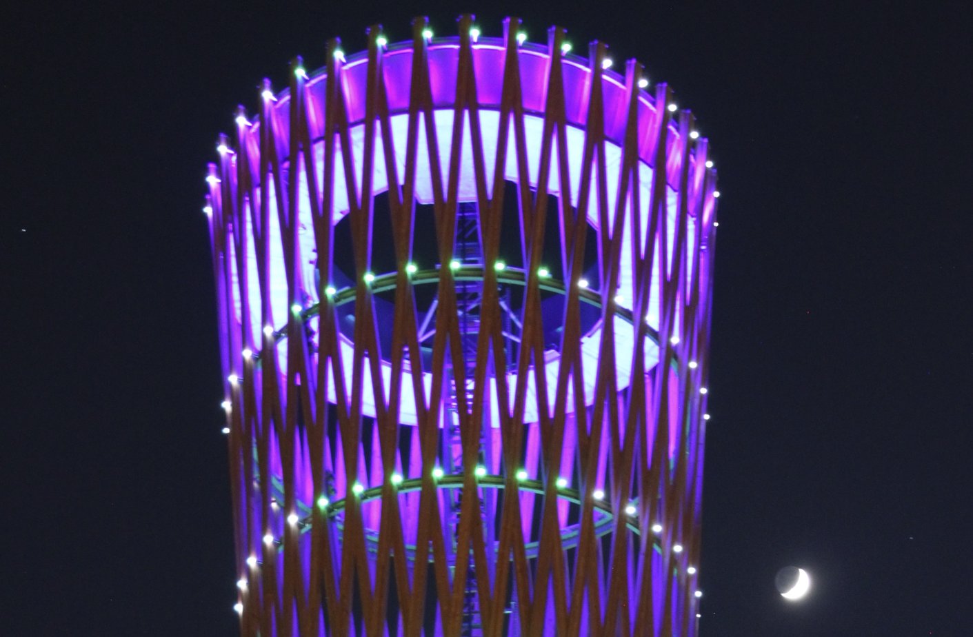 Strand East Tower | LTP Integration | Exterior Architectural Lighting